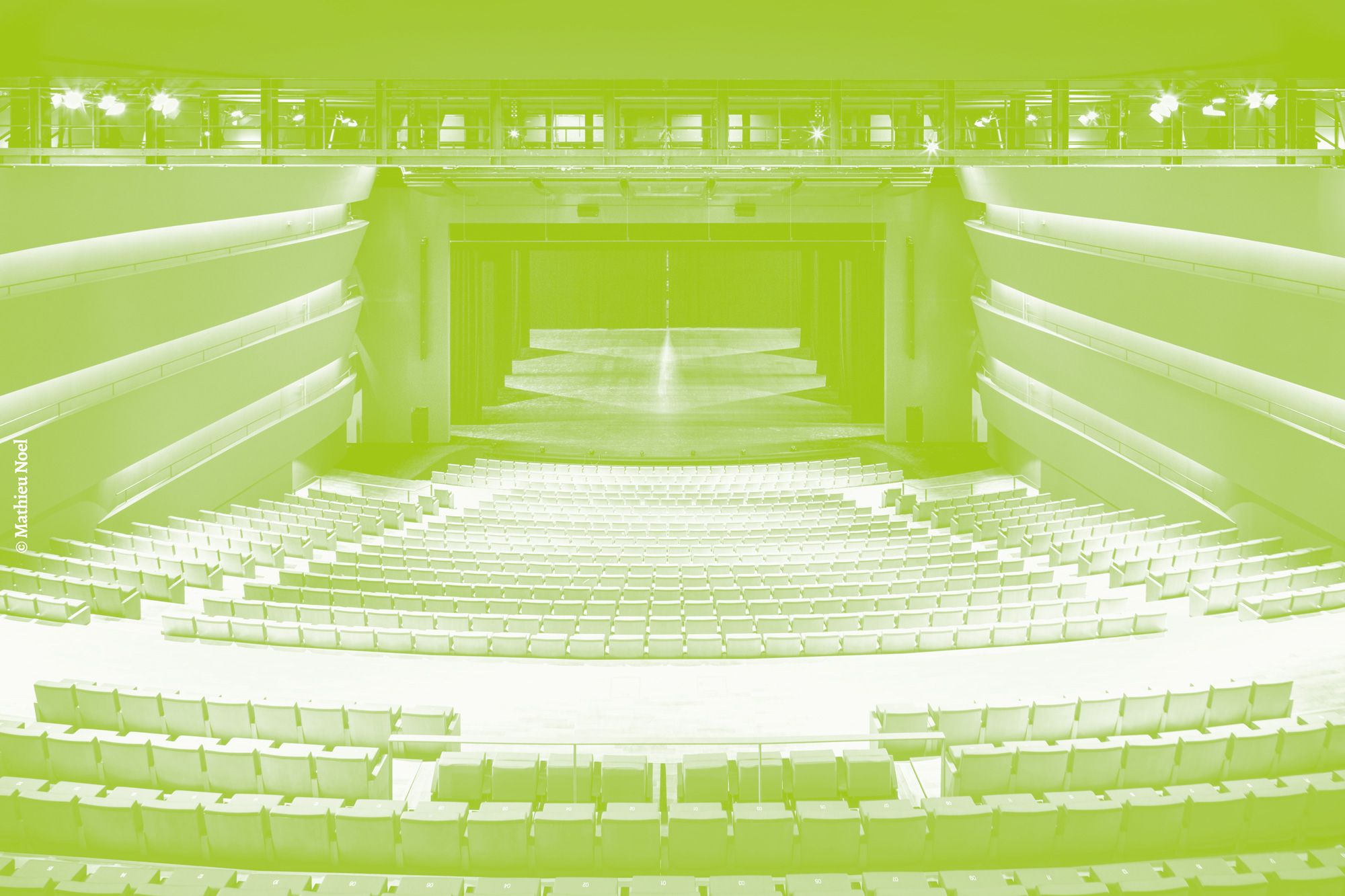 "Je considère la culture comme un endroit de porosité immense avec le monde..." - Entretien avec ...